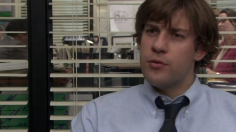 15 TV Series Known for Their Unforgettable Jokes